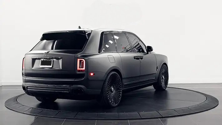ROLLS ROYCE CULLINAN – Specialty exotics