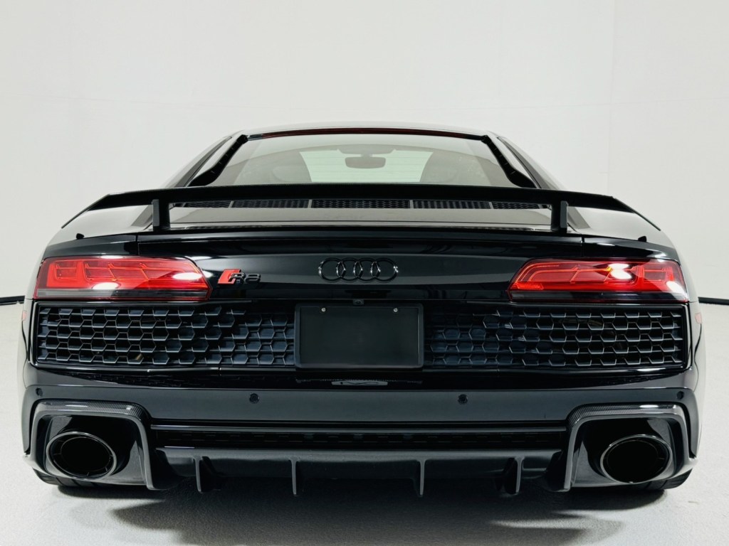 2020 Audi R8 Coupe V10 performance – Specialty exotics